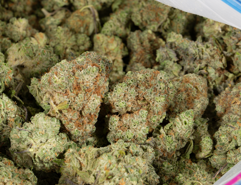Buy AK-47 Weed Strain - The Chrono Canada